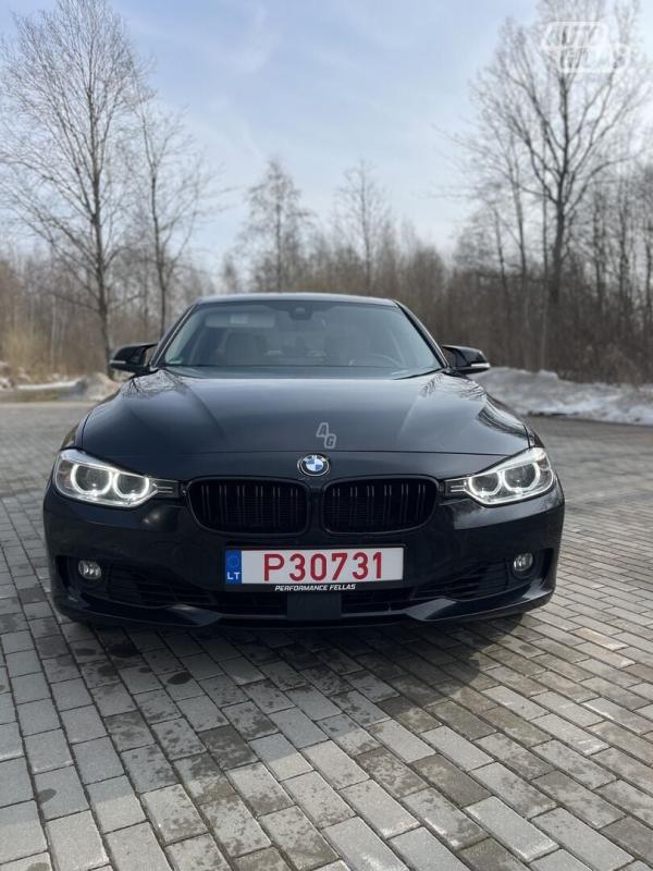 Black BMW 330 2013 in Mazeikiai, with an engine capacity of 3.00 L and mileage of 164 thousand km for 12700 €, photo 2 on AUTOMOTO.COM.LV