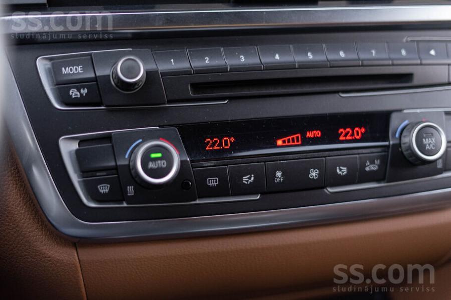 Melns BMW 330 2013 Rīga, ar dzinēja tilpumu 3.00 L un nobraukumu 297 tūkst. km par 12990 €, foto 24 vietnē AUTOMOTO.COM.LV
