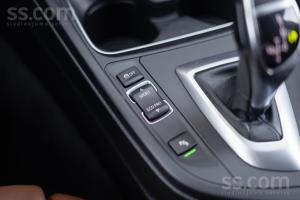 Melns BMW 330 2013 Rīga, ar dzinēja tilpumu 3.00 L un nobraukumu 297 tūkst. km par 12990 €, foto 27 vietnē AUTOMOTO.COM.LV