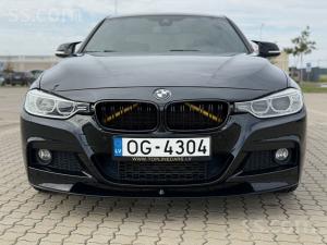 Black BMW 330 2013 in Riga, with an engine capacity of 3.00 L and mileage of 237 thousand km for 16600 €, photo 8 on AUTOMOTO.COM.LV