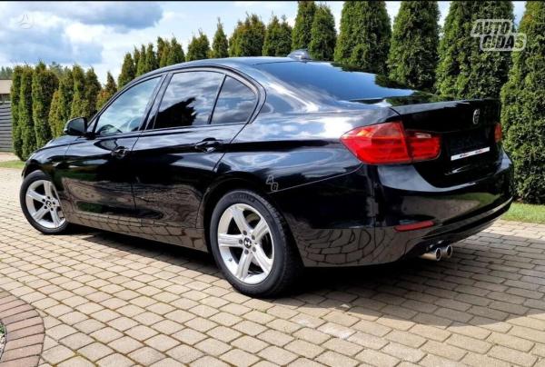 Black BMW 330 2014 in Druskininkai, with an engine capacity of 3.00 L and mileage of 190 thousand km for 10150 €, photo 3 on AUTOMOTO.COM.LV