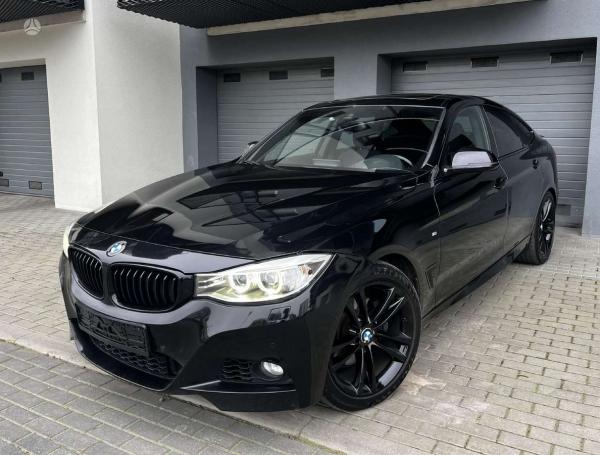 Black BMW 330 2016 in Vilnius, with an engine capacity of 2.99 L and mileage of 200 thousand km for 13700 €, photo 3 on AUTOMOTO.COM.LV