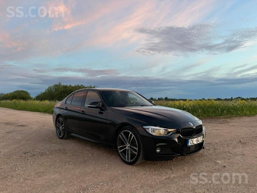 Black BMW 330 2016 in Riga, with an engine capacity of 2.00 L and mileage of 119 thousand km for 15899 €, photo 7 on AUTOMOTO.COM.LV