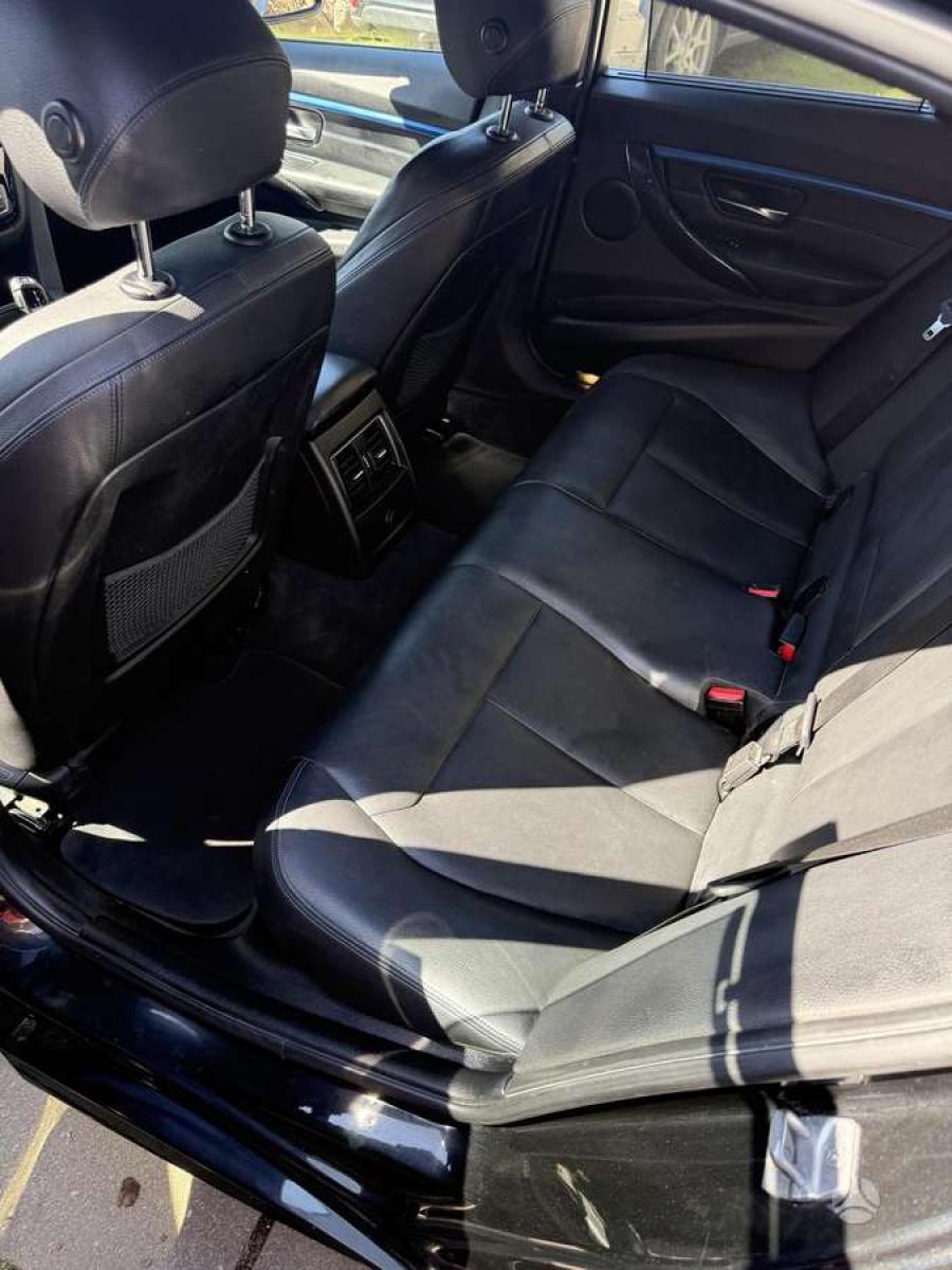 Black BMW 330 2016 in Klaipeda, with an engine capacity of 2.00 L and mileage of 250 thousand km for 12500 €, photo 20 on AUTOMOTO.COM.LV