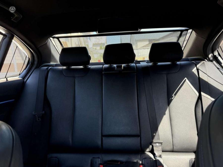 Black BMW 330 2016 in Klaipeda, with an engine capacity of 2.00 L and mileage of 250 thousand km for 12500 €, photo 21 on AUTOMOTO.COM.LV