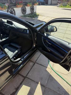 Black BMW 330 2016 in Klaipeda, with an engine capacity of 2.00 L and mileage of 250 thousand km for 12500 €, photo 22 on AUTOMOTO.COM.LV