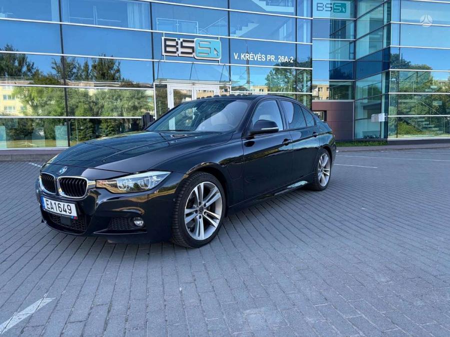 Black BMW 330 2016 in Kaunas, with an engine capacity of 2.00 L and mileage of 135 thousand km for 13500 €, photo 1 on AUTOMOTO.COM.LV