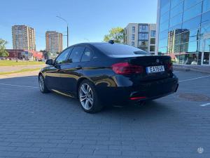 Black BMW 330 2016 in Kaunas, with an engine capacity of 2.00 L and mileage of 135 thousand km for 13500 €, photo 5 on AUTOMOTO.COM.LV