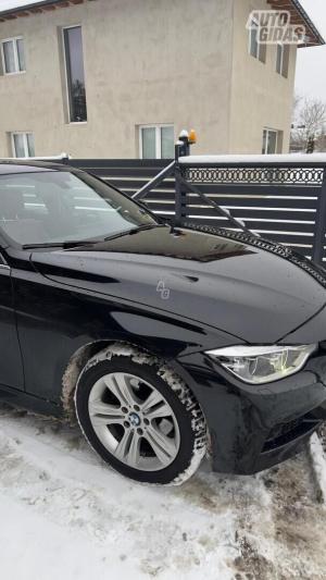 Melns BMW 330 2017 Viļņa, ar dzinēja tilpumu 2.00 L un nobraukumu 234 tūkst. km par 12500 €, foto 4 vietnē AUTOMOTO.COM.LV