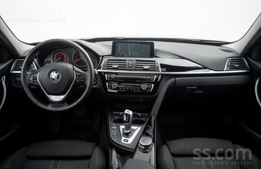 Black BMW 330 2017 in Riga, with an engine capacity of 2.00 L and mileage of 15 thousand km for 14999 €, photo 13 on AUTOMOTO.COM.LV