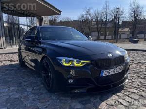Black BMW 330 2017 in Riga, with an engine capacity of 3.00 L and mileage of 293 thousand km for 15900 €, photo 5 on AUTOMOTO.COM.LV