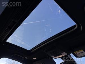 Black BMW 330 2017 in Riga, with an engine capacity of 3.00 L and mileage of 293 thousand km for 15900 €, photo 14 on AUTOMOTO.COM.LV