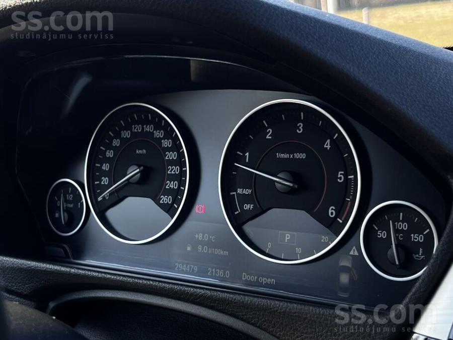 Black BMW 330 2017 in Riga, with an engine capacity of 3.00 L and mileage of 293 thousand km for 15900 €, photo 18 on AUTOMOTO.COM.LV