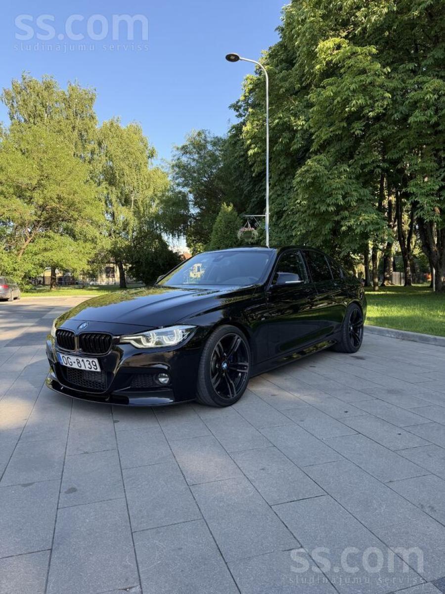 Melns BMW 330 2017 Jēkabpils, ar dzinēja tilpumu 3.00 L un nobraukumu 293 tūkst. km par 16000 €, foto 1 vietnē AUTOMOTO.COM.LV