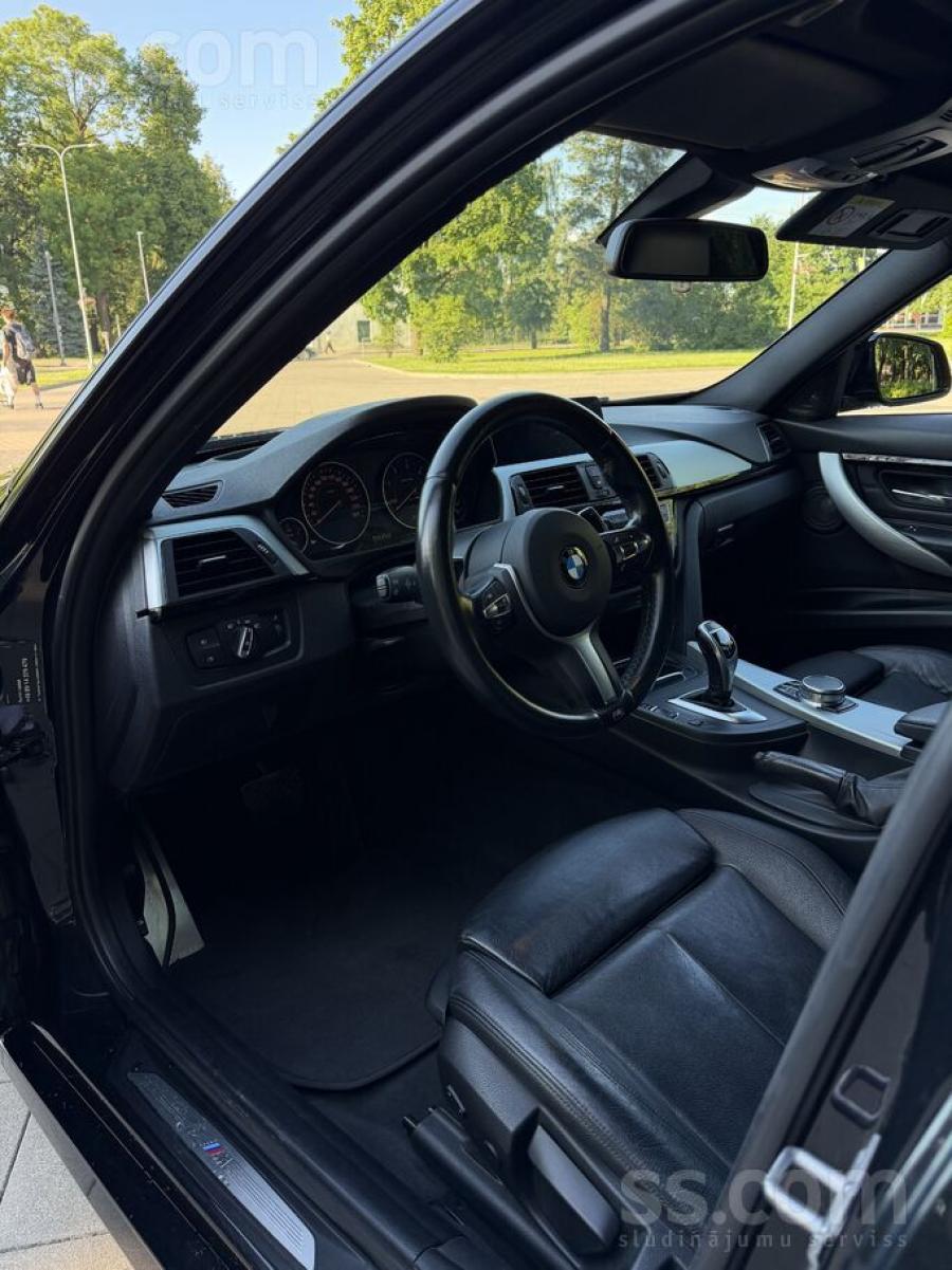 Melns BMW 330 2017 Jēkabpils, ar dzinēja tilpumu 3.00 L un nobraukumu 293 tūkst. km par 16000 €, foto 10 vietnē AUTOMOTO.COM.LV
