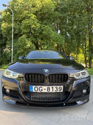 Melns BMW 330 2017 Jēkabpils, ar dzinēja tilpumu 3.00 L un nobraukumu 293 tūkst. km par 16000 €, foto 15 vietnē AUTOMOTO.COM.LV