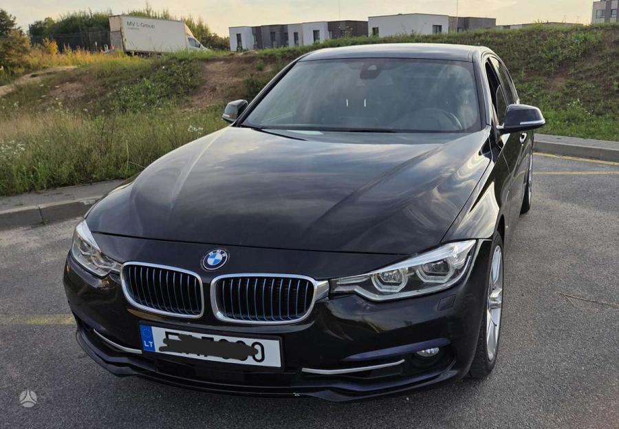 Melns BMW 330 2017 Viļņa, ar dzinēja tilpumu 2.00 L un nobraukumu 161 tūkst. km par 14000 €, foto 3 vietnē AUTOMOTO.COM.LV