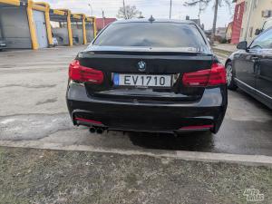 Melns BMW 330 2018 Panevēža, ar dzinēja tilpumu 2.00 L un nobraukumu 100 tūkst. km par 15000 €, foto 3 vietnē AUTOMOTO.COM.LV