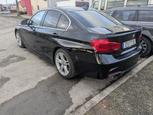 Melns BMW 330 2018 Panevēža, ar dzinēja tilpumu 2.00 L un nobraukumu 100 tūkst. km par 15000 €, foto 5 vietnē AUTOMOTO.COM.LV