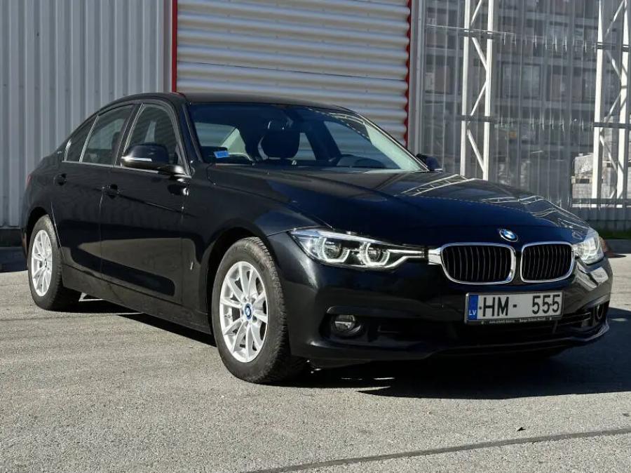 Melns BMW 330 2018 Rīga, ar dzinēja tilpumu 2.00 L un nobraukumu 92 tūkst. km par 18000 €, foto 4 vietnē AUTOMOTO.COM.LV