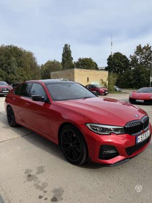 Black BMW 330 2019 in Kaunas, with an engine capacity of 2.00 L and mileage of 153 thousand km for 28000 €, photo 4 on AUTOMOTO.COM.LV