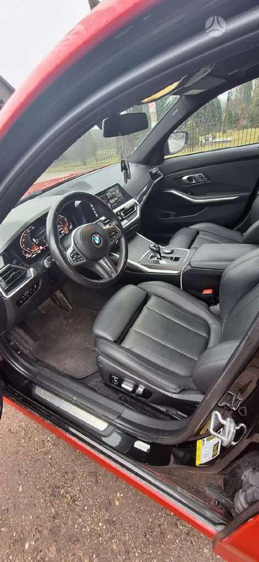 Black BMW 330 2019 in Kaunas, with an engine capacity of 2.00 L and mileage of 153 thousand km for 28000 €, photo 10 on AUTOMOTO.COM.LV