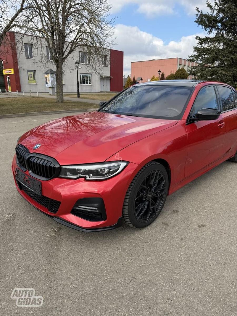 Black BMW 330 2019 in Trakai, with an engine capacity of 2.00 L and mileage of 154 thousand km for 24000 €, photo 1 on AUTOMOTO.COM.LV