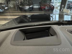 Black BMW 330 2019 in Riga, with an engine capacity of 2.00 L and mileage of 98 thousand km for 26995 €, photo 27 on AUTOMOTO.COM.LV