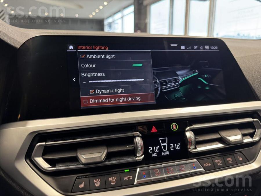 Black BMW 330 2019 in Riga, with an engine capacity of 2.00 L and mileage of 98 thousand km for 26995 €, photo 30 on AUTOMOTO.COM.LV