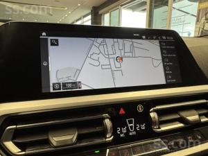 Black BMW 330 2019 in Riga, with an engine capacity of 2.00 L and mileage of 98 thousand km for 26995 €, photo 31 on AUTOMOTO.COM.LV