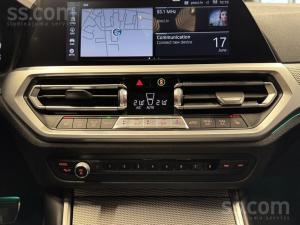 Black BMW 330 2019 in Riga, with an engine capacity of 2.00 L and mileage of 98 thousand km for 26995 €, photo 35 on AUTOMOTO.COM.LV