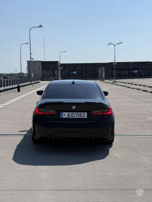 Melns BMW 330 2019 Kauņa, ar dzinēja tilpumu 2.00 L un nobraukumu 55 tūkst. km par 30700 €, foto 10 vietnē AUTOMOTO.COM.LV