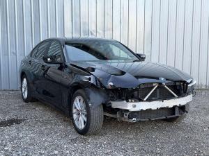 Black BMW 330 2019 in Kaunas, with an engine capacity of 2.00 L and mileage of 85 thousand km for 17500 €, photo 3 on AUTOMOTO.COM.LV