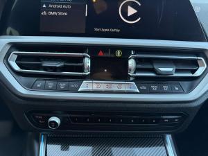 Black BMW 330 2019 in Kaunas, with an engine capacity of 2.00 L and mileage of 85 thousand km for 17500 €, photo 20 on AUTOMOTO.COM.LV