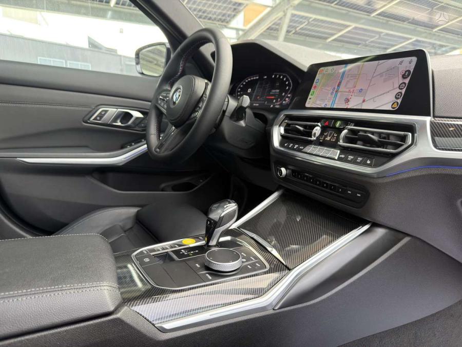 Black BMW 330 2019 in Vilnius, with an engine capacity of 2.00 L and mileage of 56 thousand km for 27600 €, photo 40 on AUTOMOTO.COM.LV