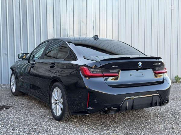 Melns BMW 330 2019 Kauņa, ar dzinēja tilpumu 2.00 L un nobraukumu 85 tūkst. km par 16300 €, foto 3 vietnē AUTOMOTO.COM.LV