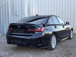 Black BMW 330 2019 in Kaunas, with an engine capacity of 2.00 L and mileage of 85 thousand km for 16300 €, photo 5 on AUTOMOTO.COM.LV