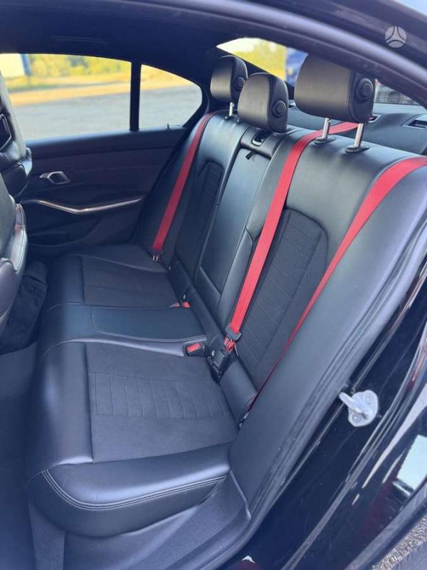 Melns BMW 330 2019 Kauņa, ar dzinēja tilpumu 2.00 L un nobraukumu 85 tūkst. km par 16300 €, foto 8 vietnē AUTOMOTO.COM.LV