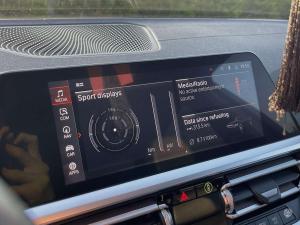 Black BMW 330 2019 in Kaunas, with an engine capacity of 2.00 L and mileage of 100 thousand km for 27300 €, photo 15 on AUTOMOTO.COM.LV