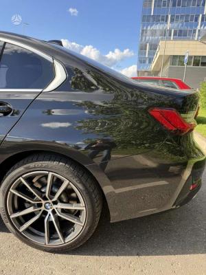 Melns BMW 330 2019 Viļņa, ar dzinēja tilpumu 2.00 L un nobraukumu 106 tūkst. km par 20400 €, foto 7 vietnē AUTOMOTO.COM.LV