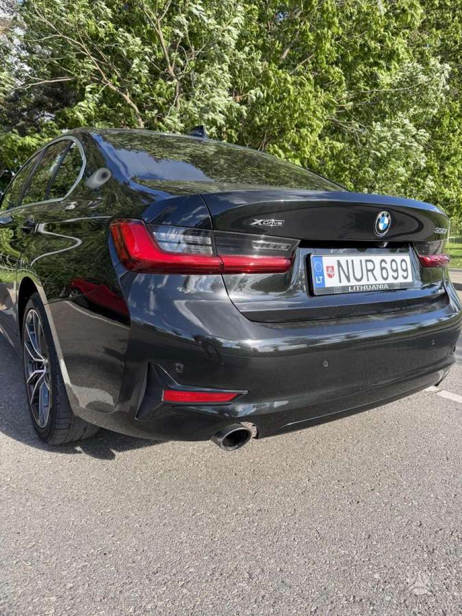 Melns BMW 330 2019 Viļņa, ar dzinēja tilpumu 2.00 L un nobraukumu 106 tūkst. km par 20400 €, foto 8 vietnē AUTOMOTO.COM.LV