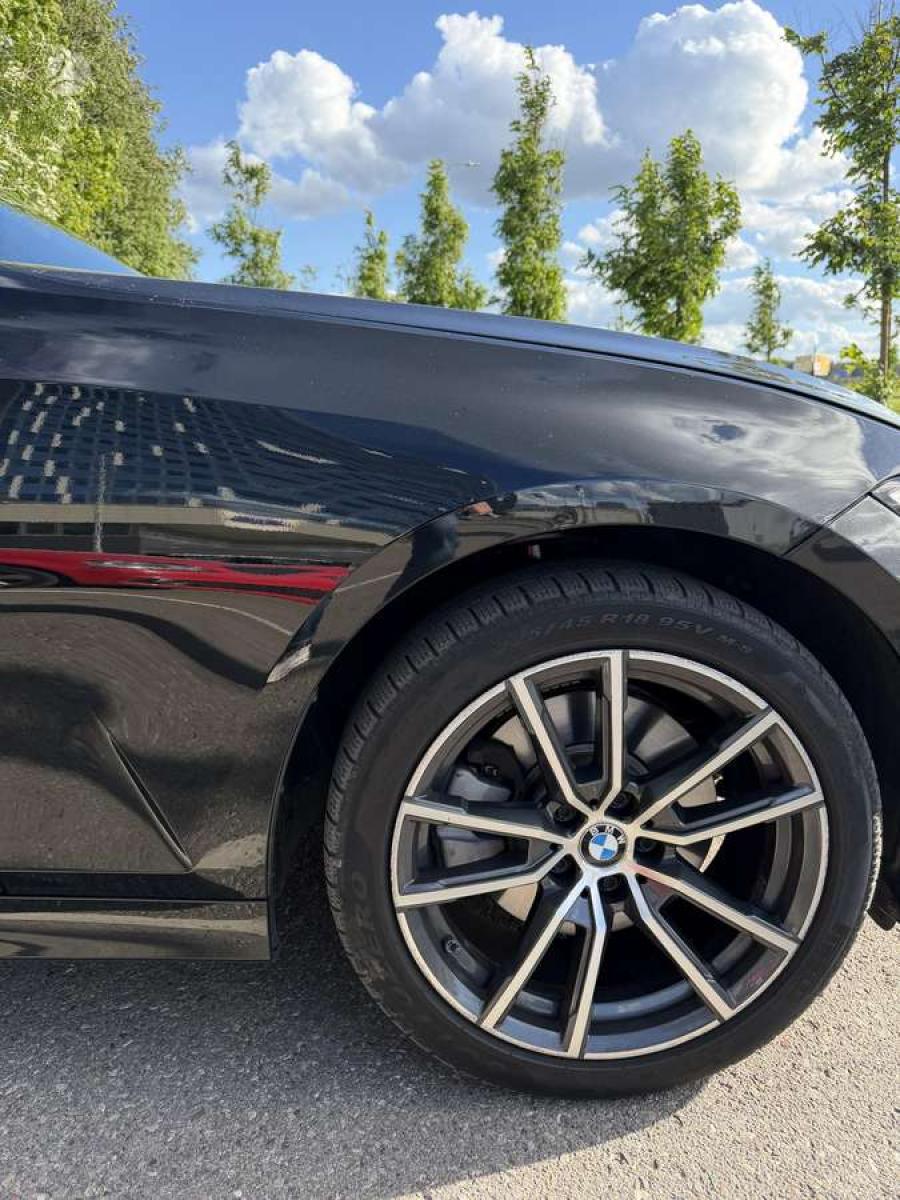 Melns BMW 330 2019 Viļņa, ar dzinēja tilpumu 2.00 L un nobraukumu 106 tūkst. km par 20400 €, foto 12 vietnē AUTOMOTO.COM.LV