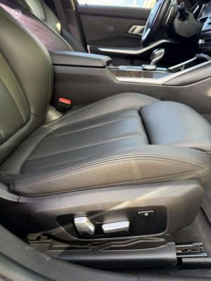 Melns BMW 330 2019 Viļņa, ar dzinēja tilpumu 2.00 L un nobraukumu 106 tūkst. km par 20400 €, foto 14 vietnē AUTOMOTO.COM.LV