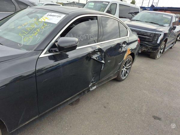 Melns BMW 330 2019 Klaipėda, ar dzinēja tilpumu 2.00 L un nobraukumu 130 tūkst. km par 9800 €, foto 7 vietnē AUTOMOTO.COM.LV