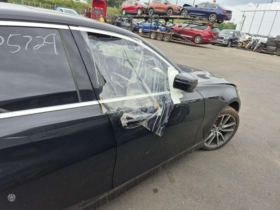 Melns BMW 330 2019 Klaipėda, ar dzinēja tilpumu 2.00 L un nobraukumu 130 tūkst. km par 9800 €, foto 14 vietnē AUTOMOTO.COM.LV