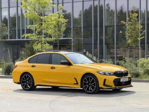 Melns BMW 330 2019 Viļņa, ar dzinēja tilpumu 2.00 L un nobraukumu 57 tūkst. km par 27000 €, foto 4 vietnē AUTOMOTO.COM.LV