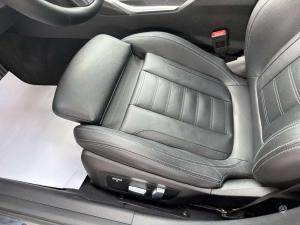 Melns BMW 330 2019 Viļņa, ar dzinēja tilpumu 2.00 L un nobraukumu 57 tūkst. km par 27000 €, foto 41 vietnē AUTOMOTO.COM.LV