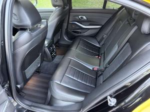 Melns BMW 330 2019 Viļņa, ar dzinēja tilpumu 2.00 L un nobraukumu 57 tūkst. km par 27000 €, foto 48 vietnē AUTOMOTO.COM.LV