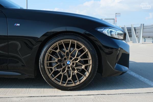 Black BMW 330 2019 in Kaunas, with an engine capacity of 2.00 L and mileage of 58 thousand km for 27900 €, photo 4 on AUTOMOTO.COM.LV