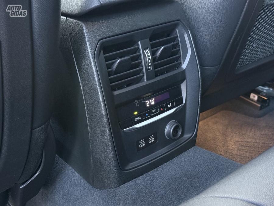 Melns BMW 330 2019 Kauņa, ar dzinēja tilpumu 2.00 L un nobraukumu 58 tūkst. km par 27900 €, foto 35 vietnē AUTOMOTO.COM.LV